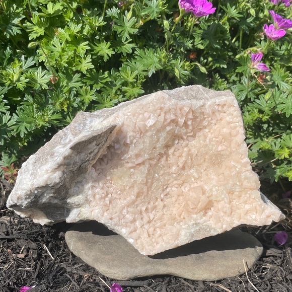 Accents | Pink Dolomite Crystal Extra Large With Uv Reactive Calcite ...